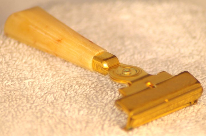 CoinsAndMoreOnline.com, Coins, antiques and collectibles