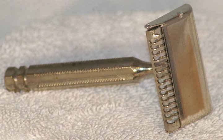 Ever Ready 1924 Single Edge Razor, about 1919 [Razor510-EverReady1924 ...