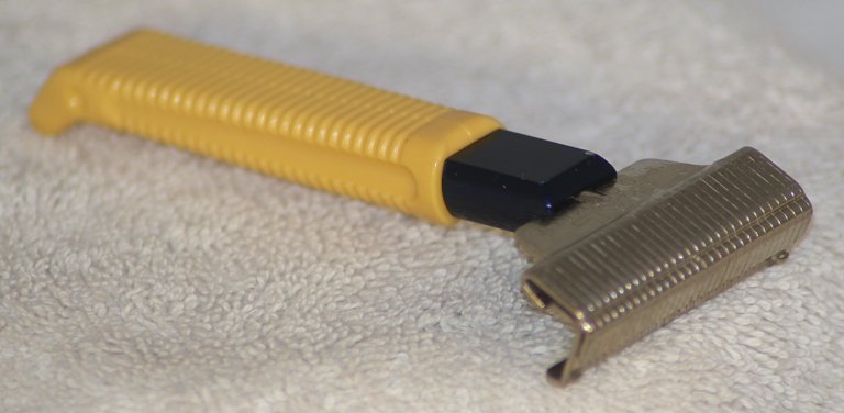 GEM G-Bar Single Edge Razor with Case from 1958 [Razor552-GEMGBar-1958 ...