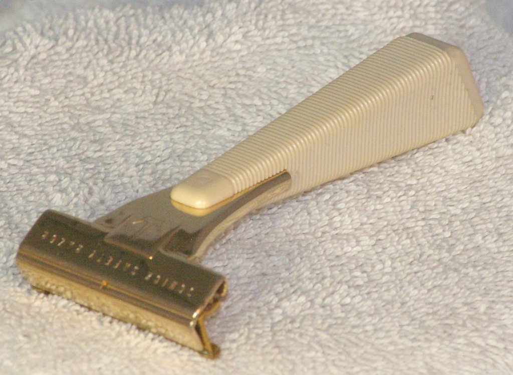 Eversharp/Schick I2 Hydro-magic Injector Razor with case, 1955 ...